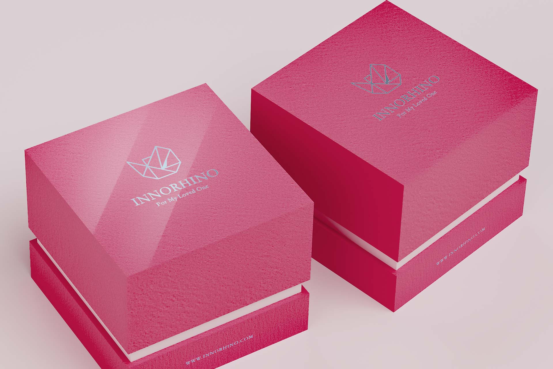 Matte vs. Glossy Finishing: Which One Best Suits Your Brand? | INNORHINO